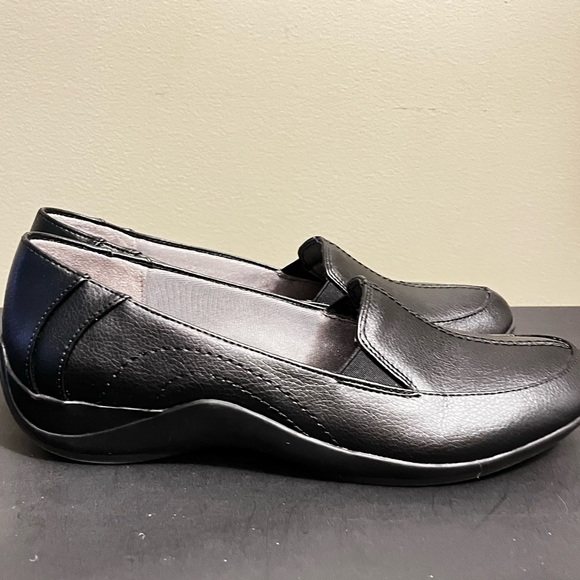 Life Stride | Shoes | Life Stride Simply Comfort Womens Slip On Loafers ...